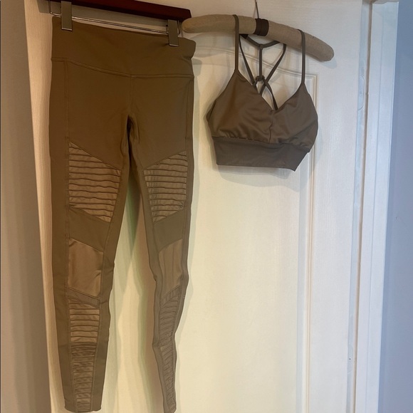 ALO Yoga | Pants & Jumpsuits | Alo Yoga Set | Poshmark